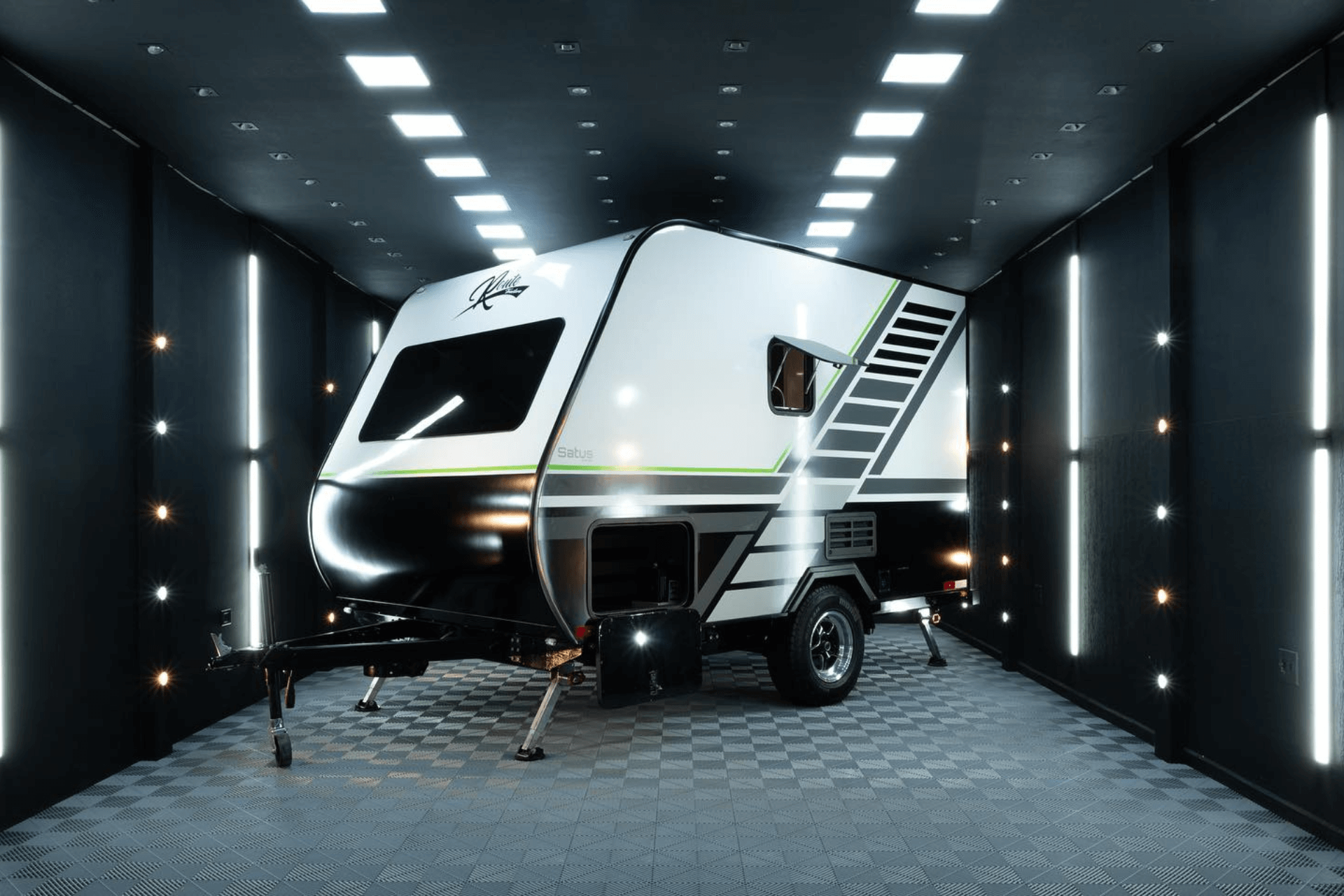 Trailer Satus - Route Trailers